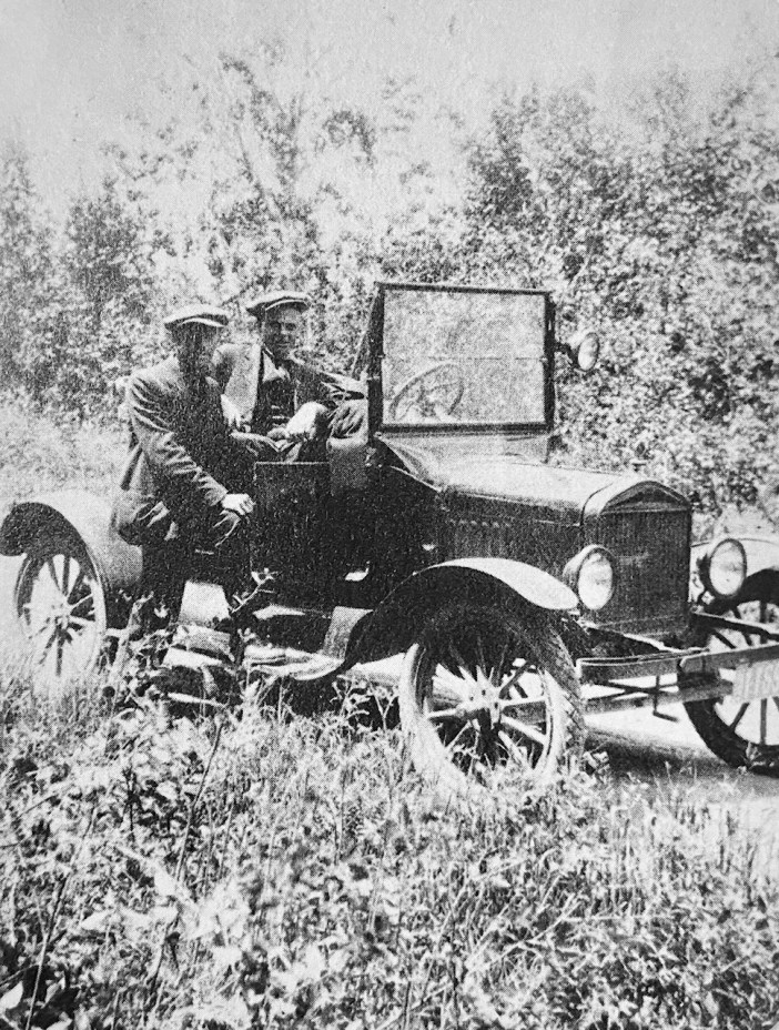 Len & Cub – A Relationship In Photos – Brian Ferrari's Blog